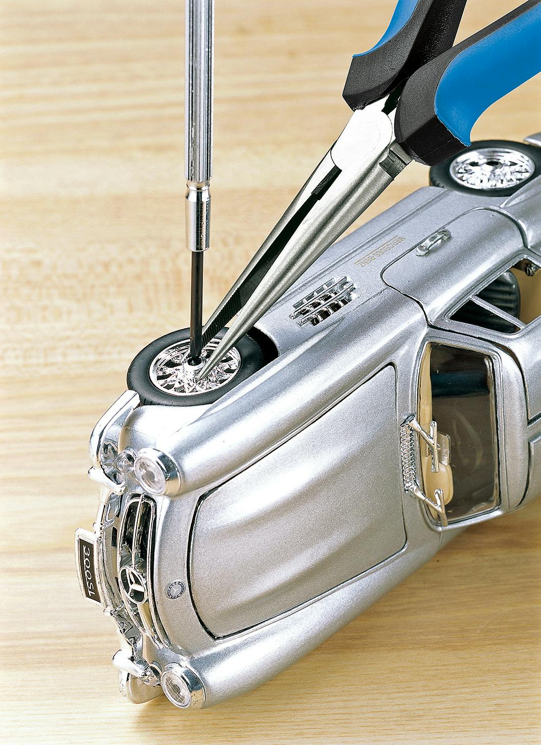 TAKAGI HANDIWORK 高儀 セレーションマイクロ ラジオペンチ 150mm 4907052203358 【ネット注文限定・別送品】 | 作業工具・作業用品・作業収納 | ホーム ...