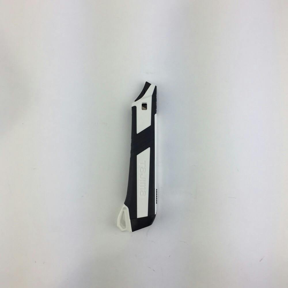 タジマ 電工カッターDKC－J690W｜ホームセンター通販【カインズ】