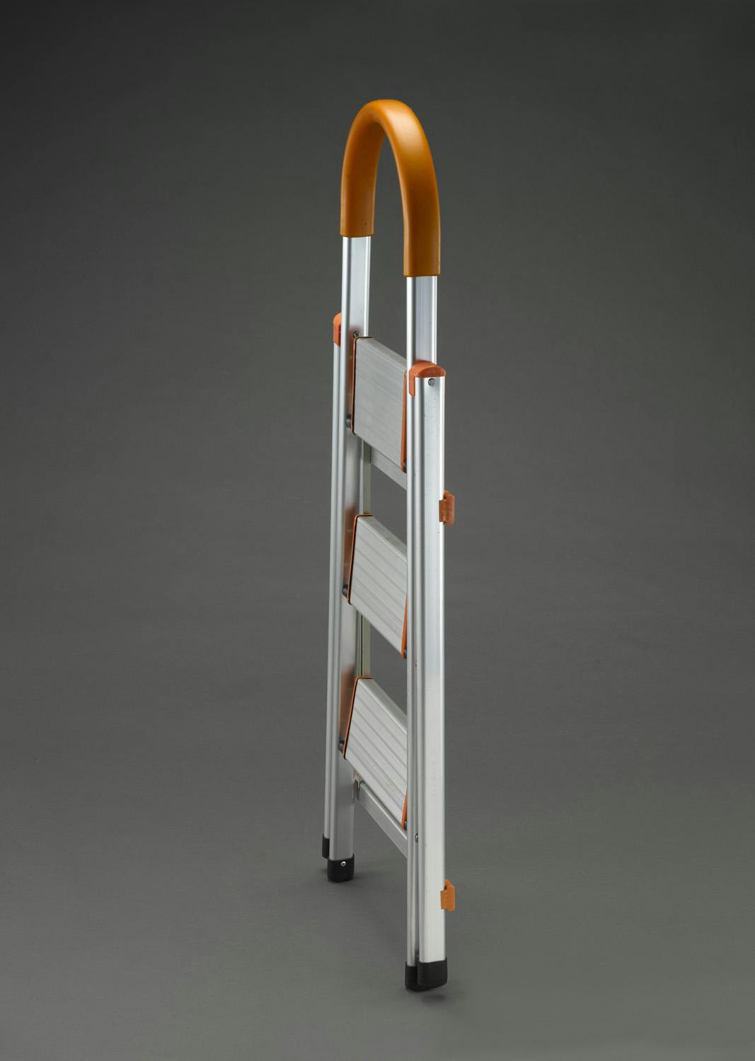 ESCO 1.23m/5段 踏台(アルミ製) EA903RA-5 4548745715149(CDC)【別送品】 | 建築資材・木材 ...