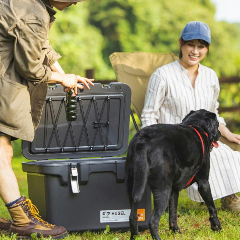 アイリスオーヤマ HUGEL 真空断熱クーラーボックス 40L VITC-40